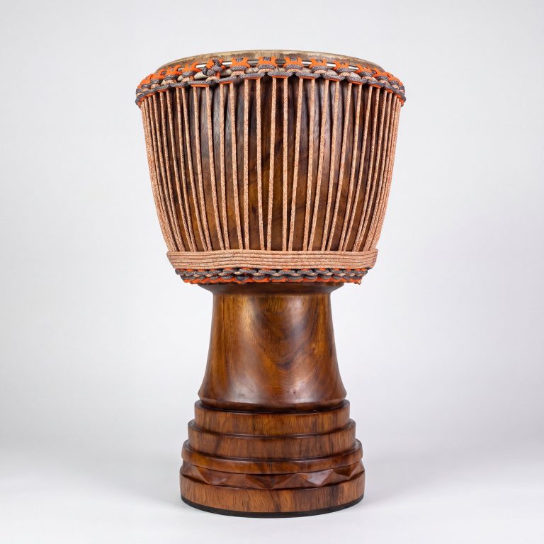Pack Prestige # 2 : Djembé en bois de Cassia noir 37,5 cm + housse ...